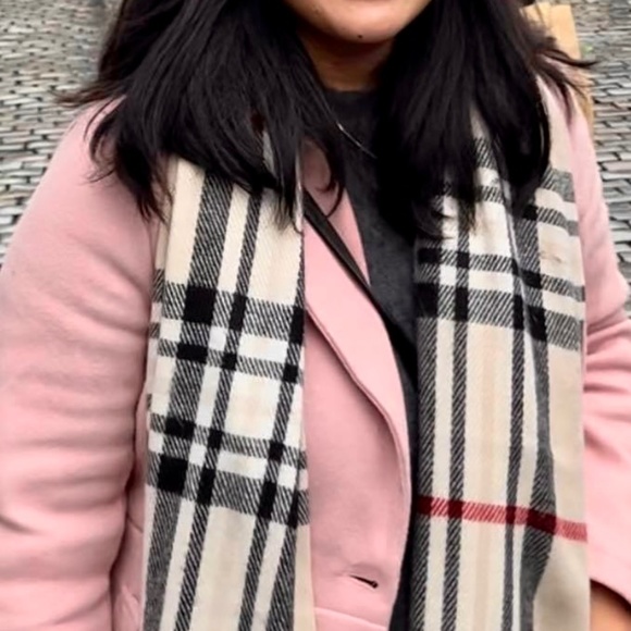 Comfort Core Spotlight | Accessories | Classic Winter Scarf New | Poshmark